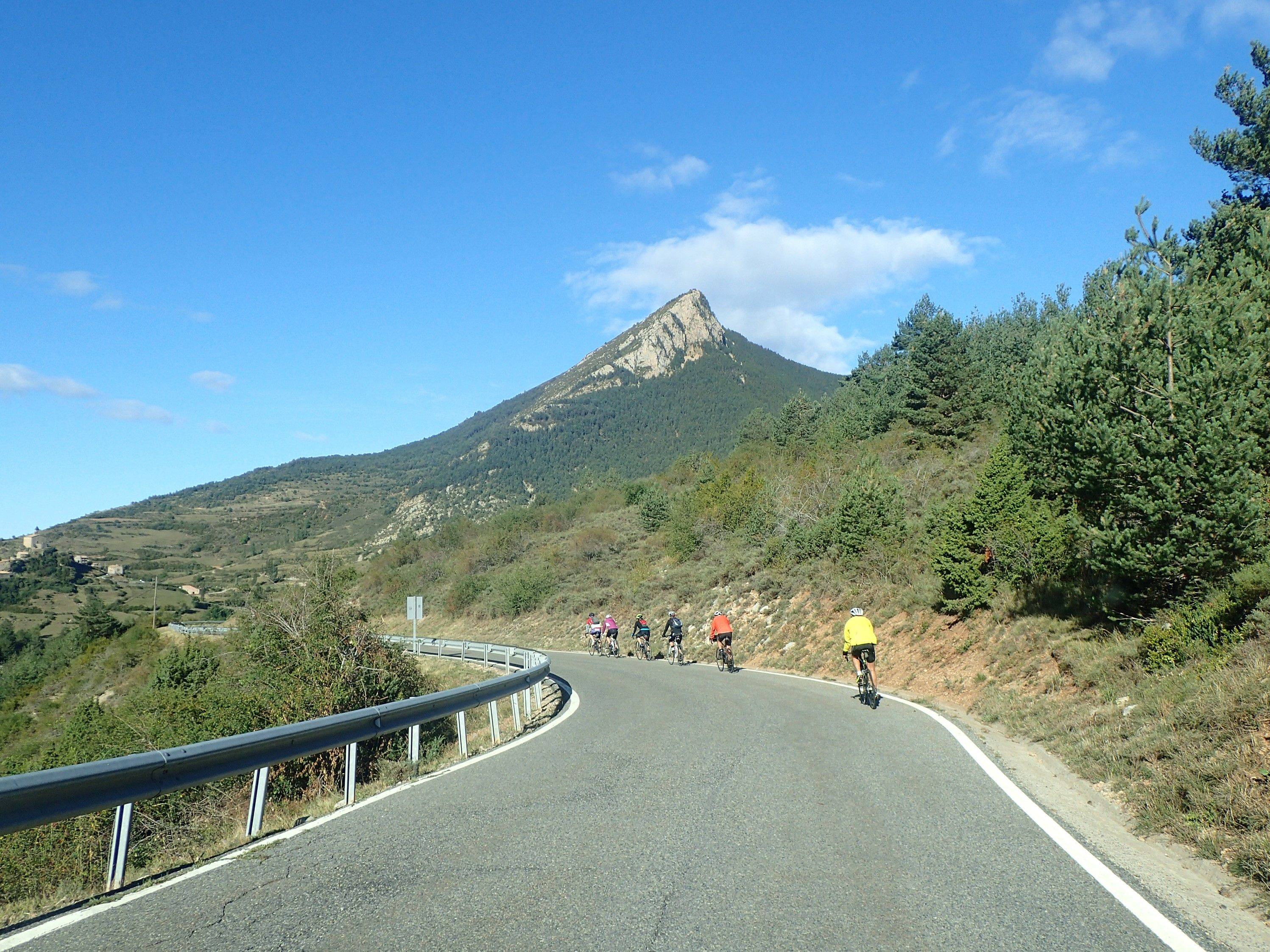 Crossing the Spanish Pyrenees by bike Level 4 | Circuit | La Rebenne