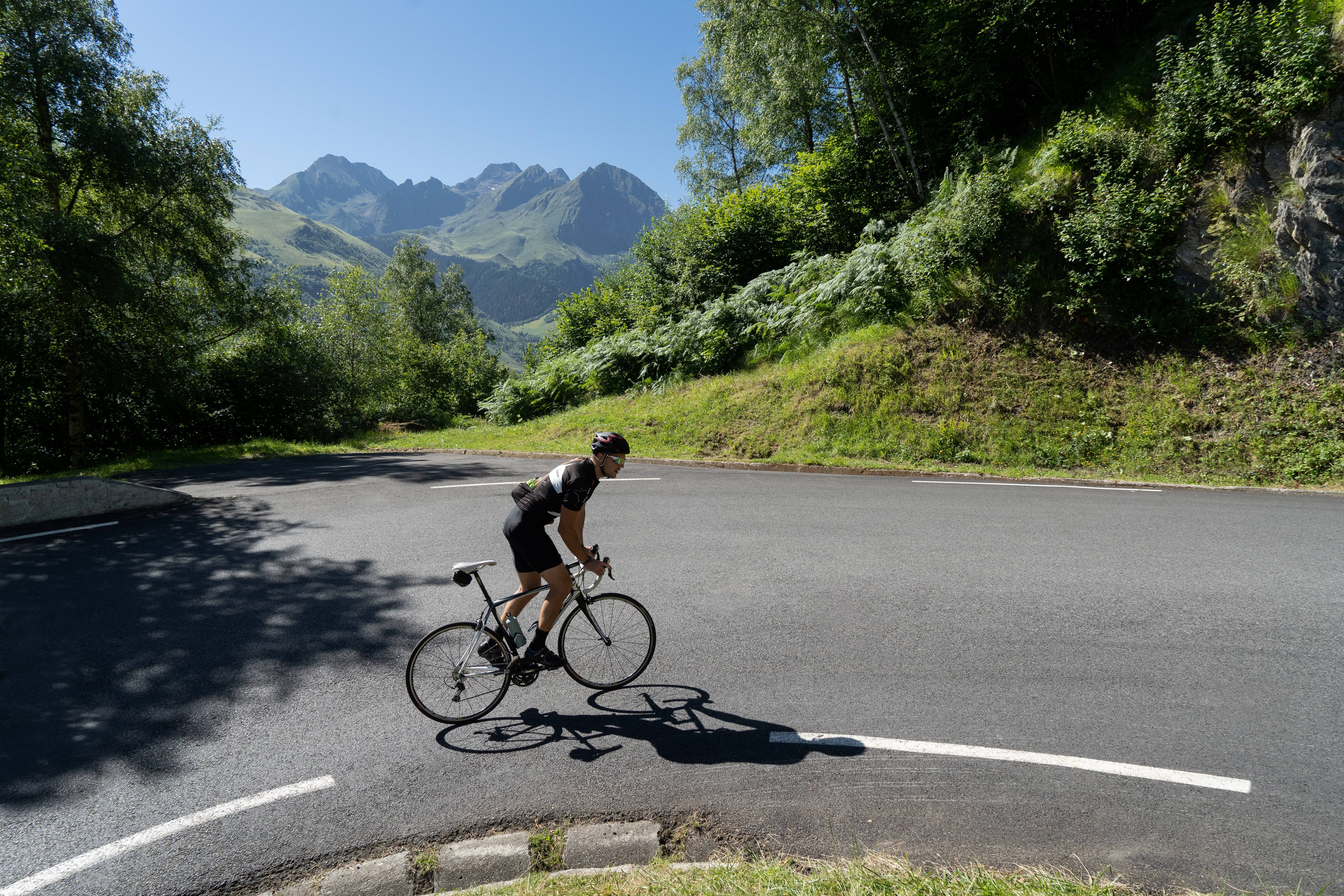 La Grande Traversée des Pyrénées à vélo de route | Circuit | La Rebenne